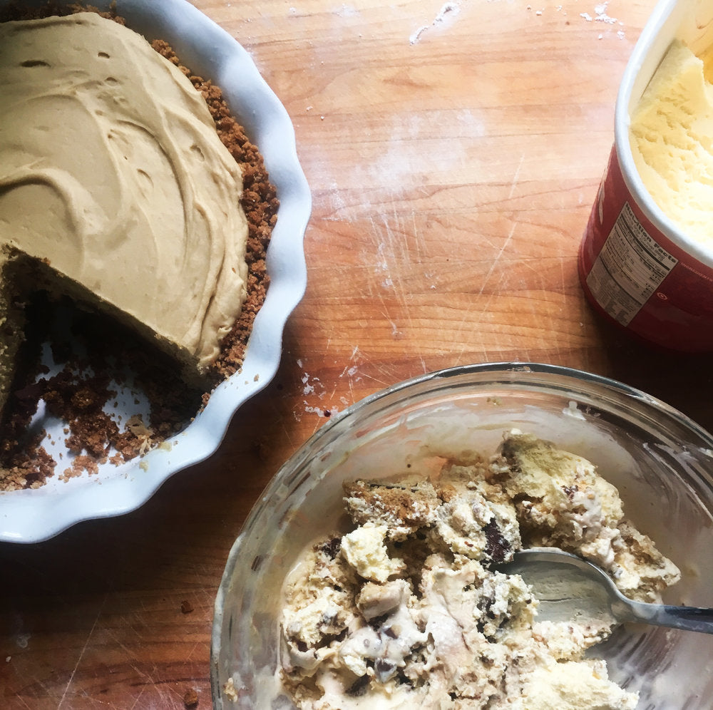 Chocolate Peanut Butter Pie + Pie Smash - Good Spread
